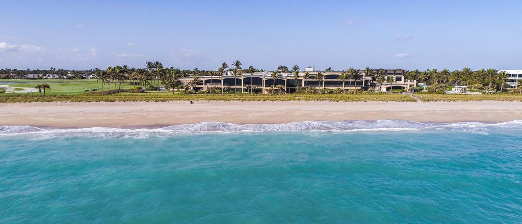 An Oceanfront Clubhouse that Epitomizes the Sailfish Point Lifestyle
